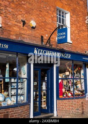 Cook Shop, Kitchenmonger, Hungerford, Berkshire, England, UK, GB Stock ...
