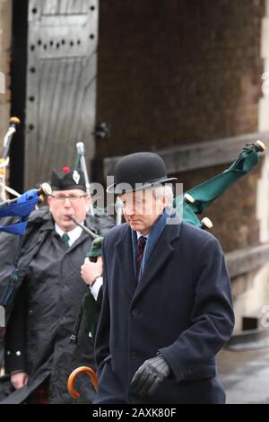 Major General Sir Benjamin John Bathurst KCVO CBE (L) Colonel Jeremy ...