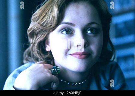 200 CIGARETTES, Christina Ricci, 1999 Stock Photo - Alamy