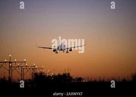 Airplane shoot hight quality Stock Photo - Alamy