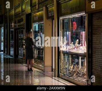 Fraser Hart the jewellers shop store in York,Yorkshire,Uk Stock Photo ...