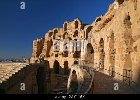 Amphitheater in El Djem, Tunesien Stock Photo - Alamy