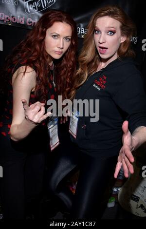 ANAHEIM, CA - JANUARY 17: Gretchen Menn and Courtney Cox at the "NAMM ...