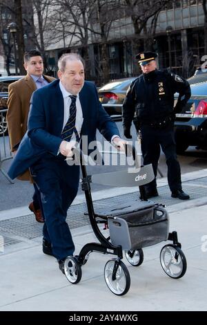 Harvey Weinstein arrives at Manhattan Criminal Court with his attorneys ...