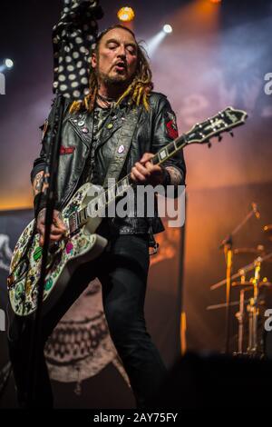 Ginger wildheart, singer/ guitarist from the wildhearts live at o2 ritz ...