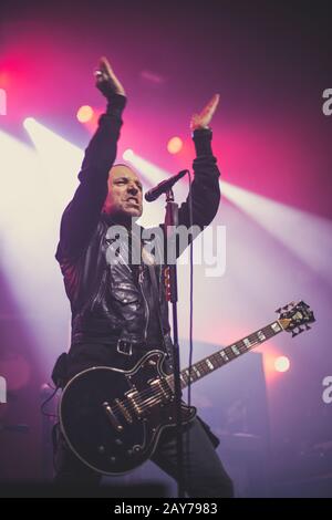 Nicke Borg singer/ guitarist from backyard babies live at o2 ritz ...