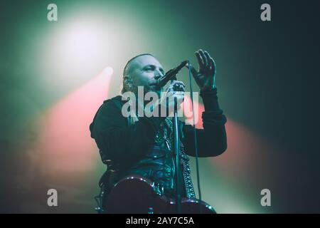 Nicke Borg singer/ guitarist from backyard babies live at o2 ritz ...
