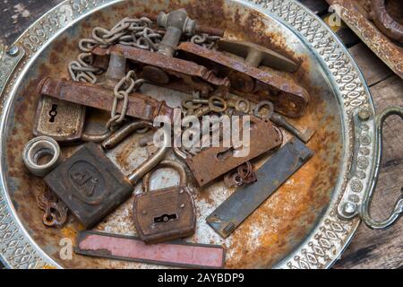 Market scene at the Pasar Triwindu (Antique Market) in Solo (Surakarta ...