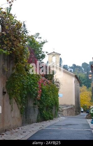 valbonne opio - small french town Stock Photo - Alamy