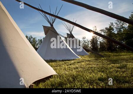 First Nation teepee Stock Photo - Alamy