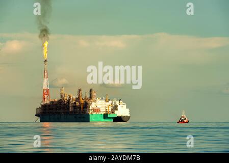 (Petronas) first floating liquefied natural gas (PFLNG 1) facility ...