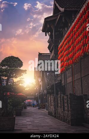 Street view of the ancient town of Chengdu Stock Photo - Alamy