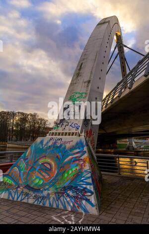 Estonia, Tartu, Emajõgi, waterfront, arch bridge, view to the town hall ...