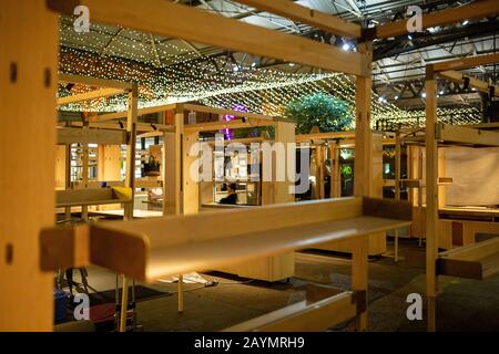 Spitalfields indoor Christmas Market, London Stock Photo - Alamy