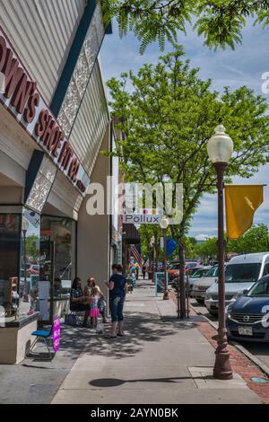 Main Street Montrose Colorado USA Stock Photo - Alamy