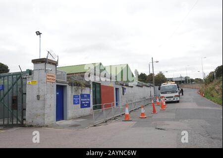 Metropolitan police vehicle pound, Charlton, London Stock Photo - Alamy