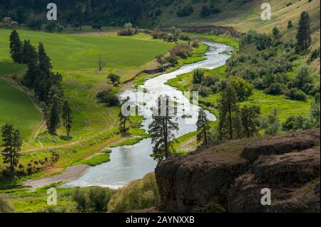 View of Palouse River near Colfax in the Palouse, Eastern Washington ...