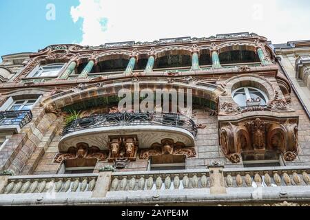 Lavirotte Art Nouveau Building, Paris, France Stock Photo - Alamy