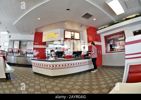 In-N-Out Burger in California where everything is made at ordering of ...