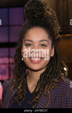 Jane CHIRWA, actress, portrait, portrait, portrait, cropped single ...