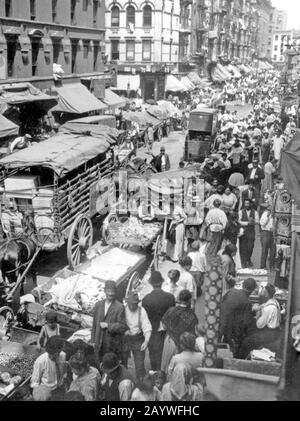 1900's New York East Side Street Scene of market traders produce ...