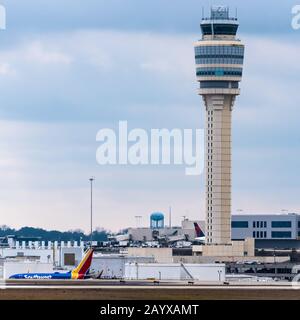 Air traffic control tower of Hartsfield Jackson Atlanta International ...