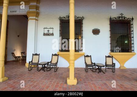 Rocking chairs in sleepy colonial Santa Cruz de Mompox, Bolivar ...