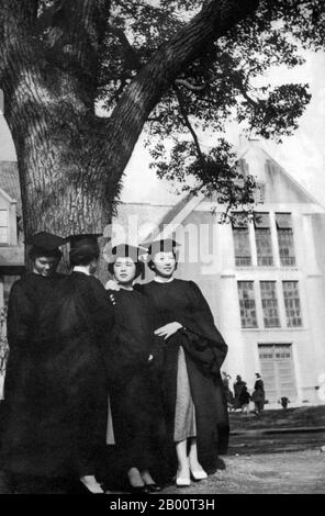 1950s, historical, university graduation, female graduates wearing ...