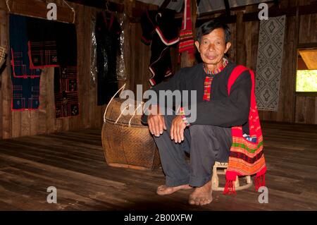 Thai man from Isan in the north east of Thailand Stock Photo - Alamy