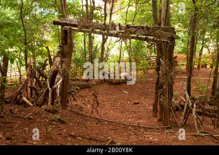 Thailand: The Spirit Gate at the Akha village of Ban Huai Kee Lek ...