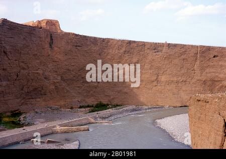 First Beacon Taolai River Beacon Tower of the Great Wall near Jiayuguan ...