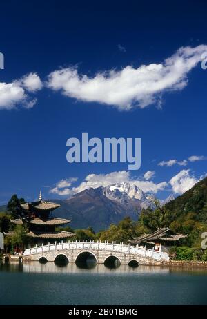 Near Old Town Lijiang is Jade Sprng Park with the Jade Dragon Snow ...