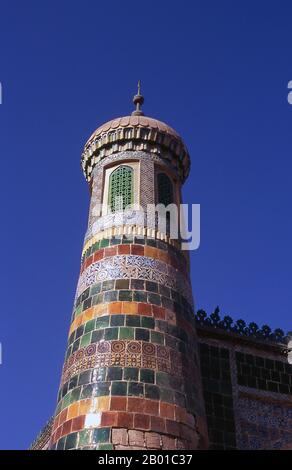 China: The tomb of Abakh Khoja, 17th century Sufi mystic, Kashgar ...