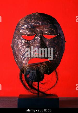 Thailand/China: Ceremonial shaman's mask from the Yao pantheon in wood ...