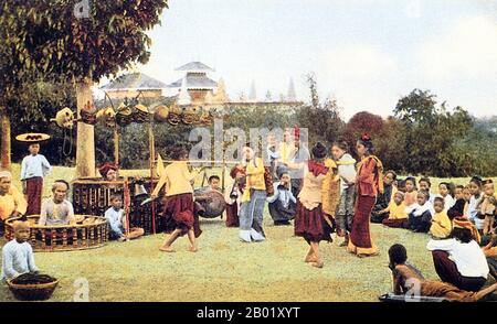 The hsaing waing, a traditional Burmese folk musical ensemble, Pyin U ...