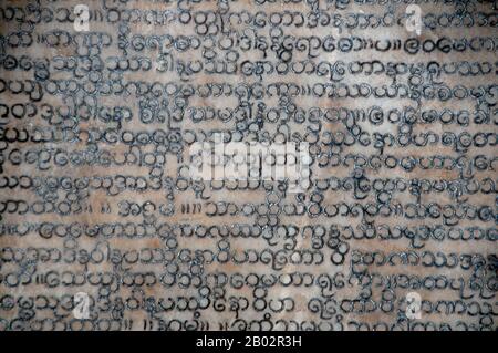 Burmese writing, Pali canon, buddhist canon, tripitaka, library of stone tablets, Theravada ...
