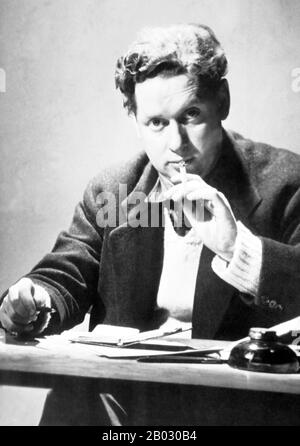 Dylan Thomas Portrait of the Artist as a Young Dog Phoenix Paperback ...