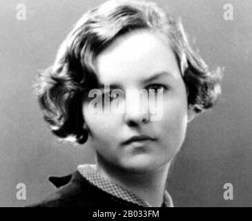 JESSICA MITFORD (1917-1996) English author about 1937 Stock Photo - Alamy