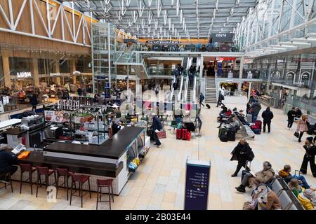 Cafe Ritazza, Paddington Railway Station, Bayswater, London, England ...