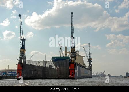 The Largest Floating Dry Dock in the World - Southampton Stock Photo ...
