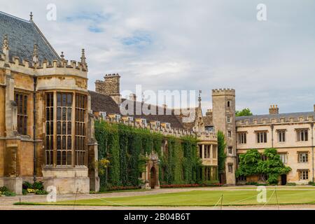 Exterior view of a beautiful collegeat Canbrudge, United Kingdom Stock ...