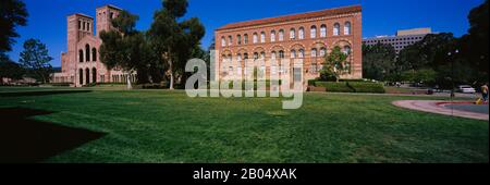 Haines Hall at UCLA. The University of California, Los Angeles quad in ...