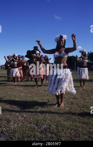 A Traditional dance of Easter Island, Chile Stock Photo - Alamy