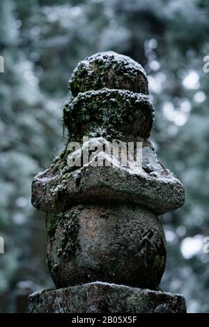 gorinto, the stupa of five parts. These stone monuments consisting of ...