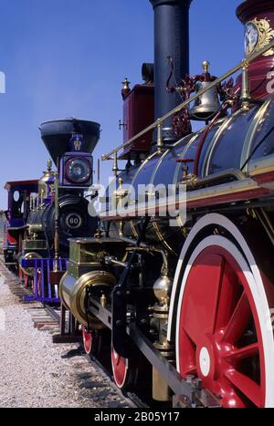 The Central Pacific steam locomotive 'Jupiter' Union Pacific steam ...