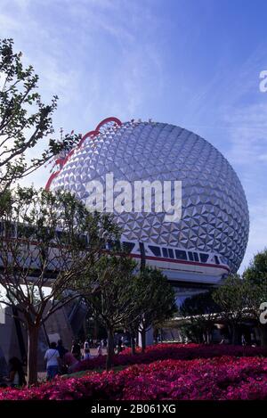 The Spaceship Earth dome and monorail at Epcot Center, Orlando, Florida ...