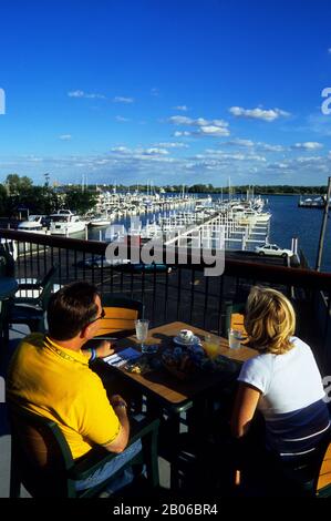 USA, MICHIGAN, DETROIT RIVER, SINBAD'S RESTAURANT, MARINA Stock Photo ...