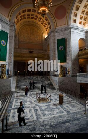 Washington State Capitol Building Rotunda Chandlier in Olympia Stock ...