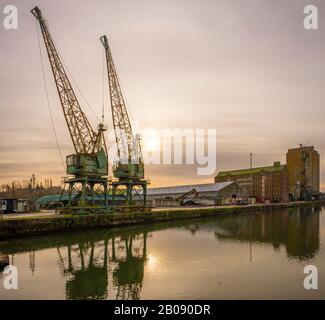 Crane at Sharpness Docks, Gloucestershire Stock Photo - Alamy