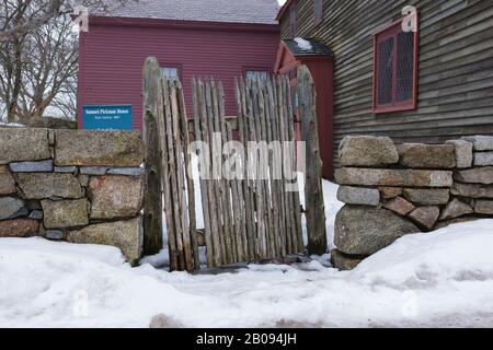 Samuel Pickman House in Salem, Massachusetts. Built in 1664, and ...